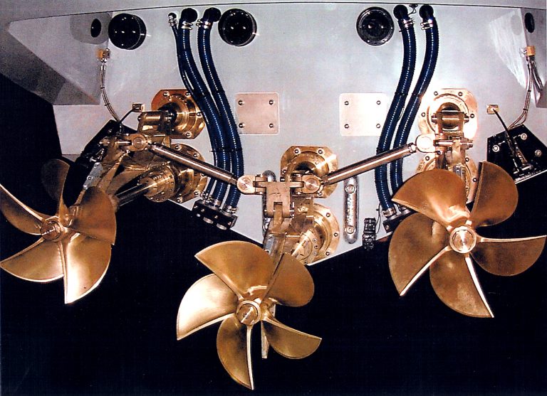 SDS Surface Drives -Surface Drive System SDS by FRANCE HELICES